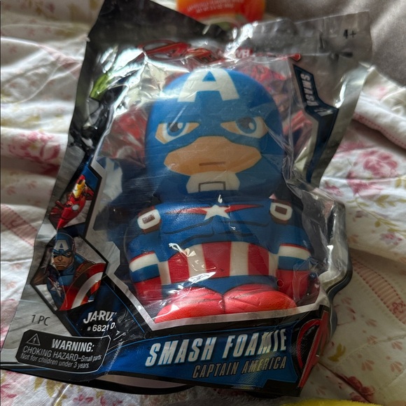 Marvel | Toys | Marvel Captain America Smash Foamie In Blue And Red ...